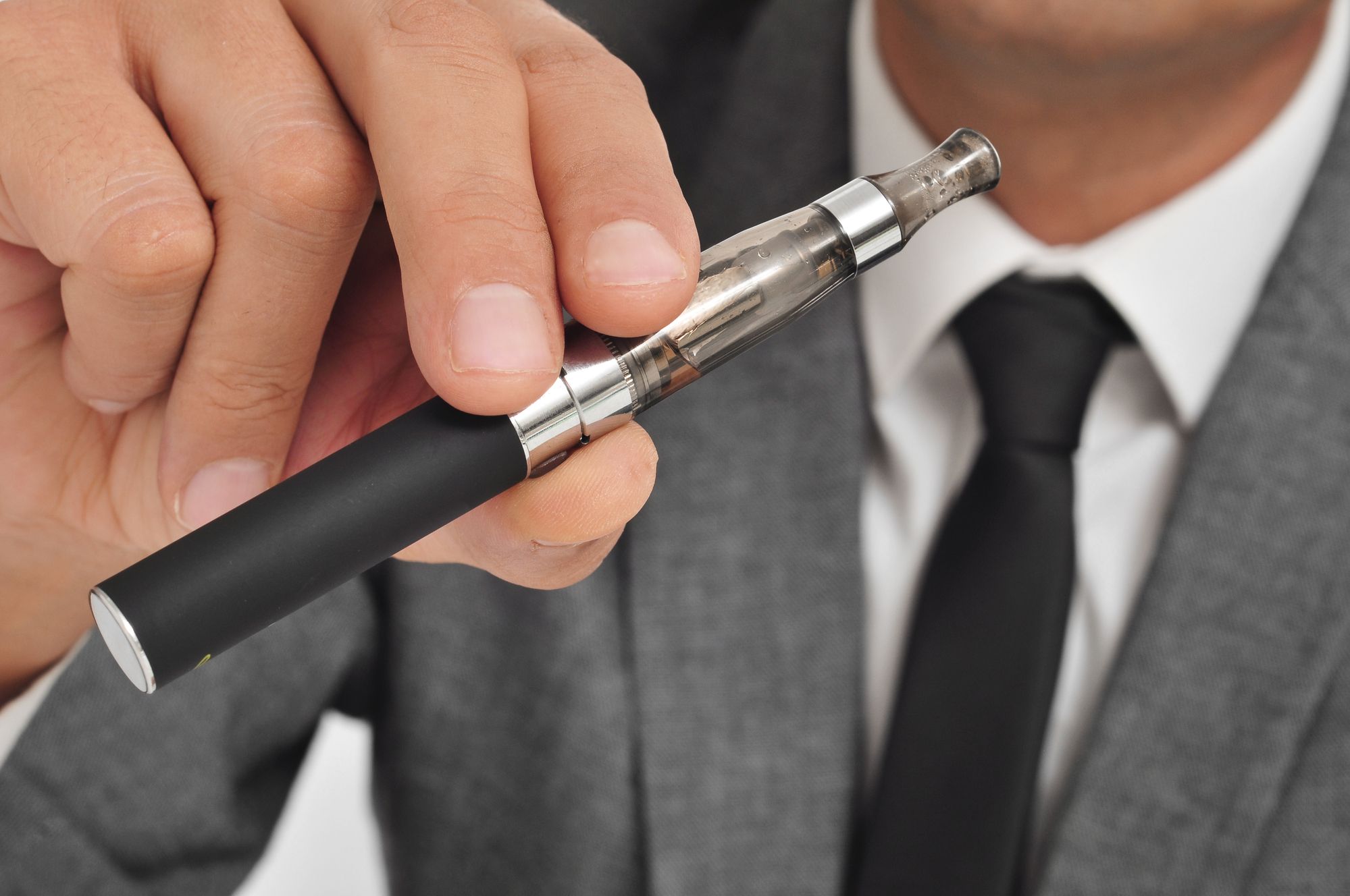 E-Cig Explosion Causes New Yorker to Suffer Serious Burns - Top Class ...