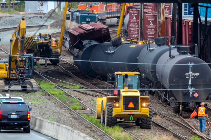 Dangerous Chemicals Heighten Railroad Workers Cancer Risk - Top Class ...