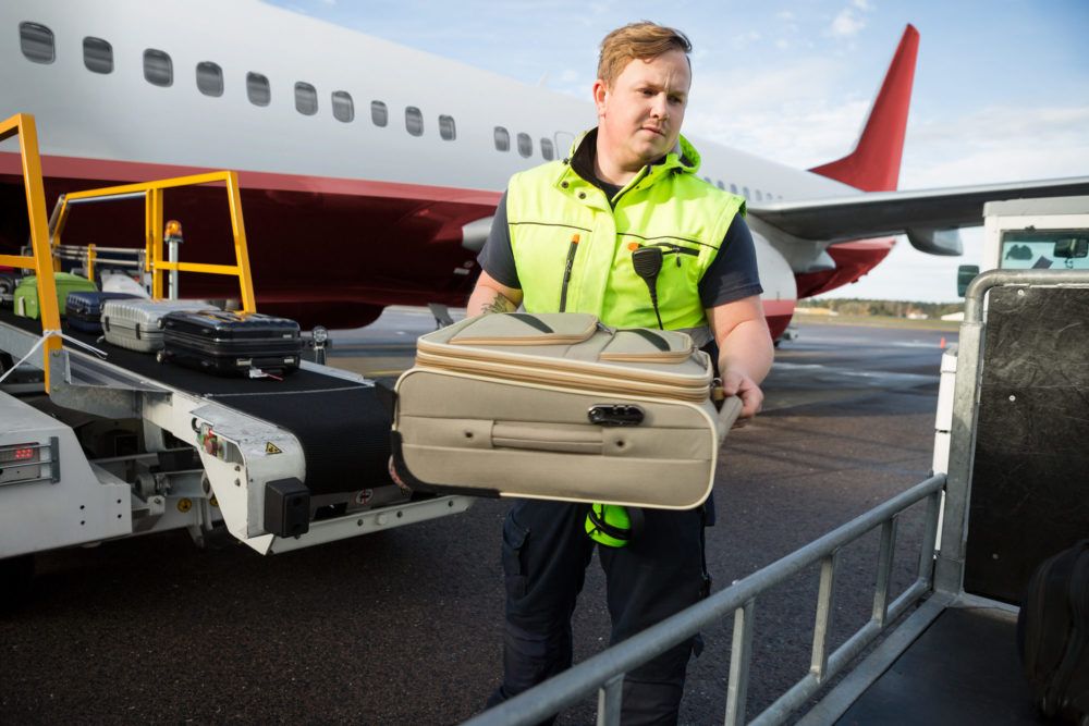 American Airlines Employees Win Class Cert. in Working Off the Clock ...