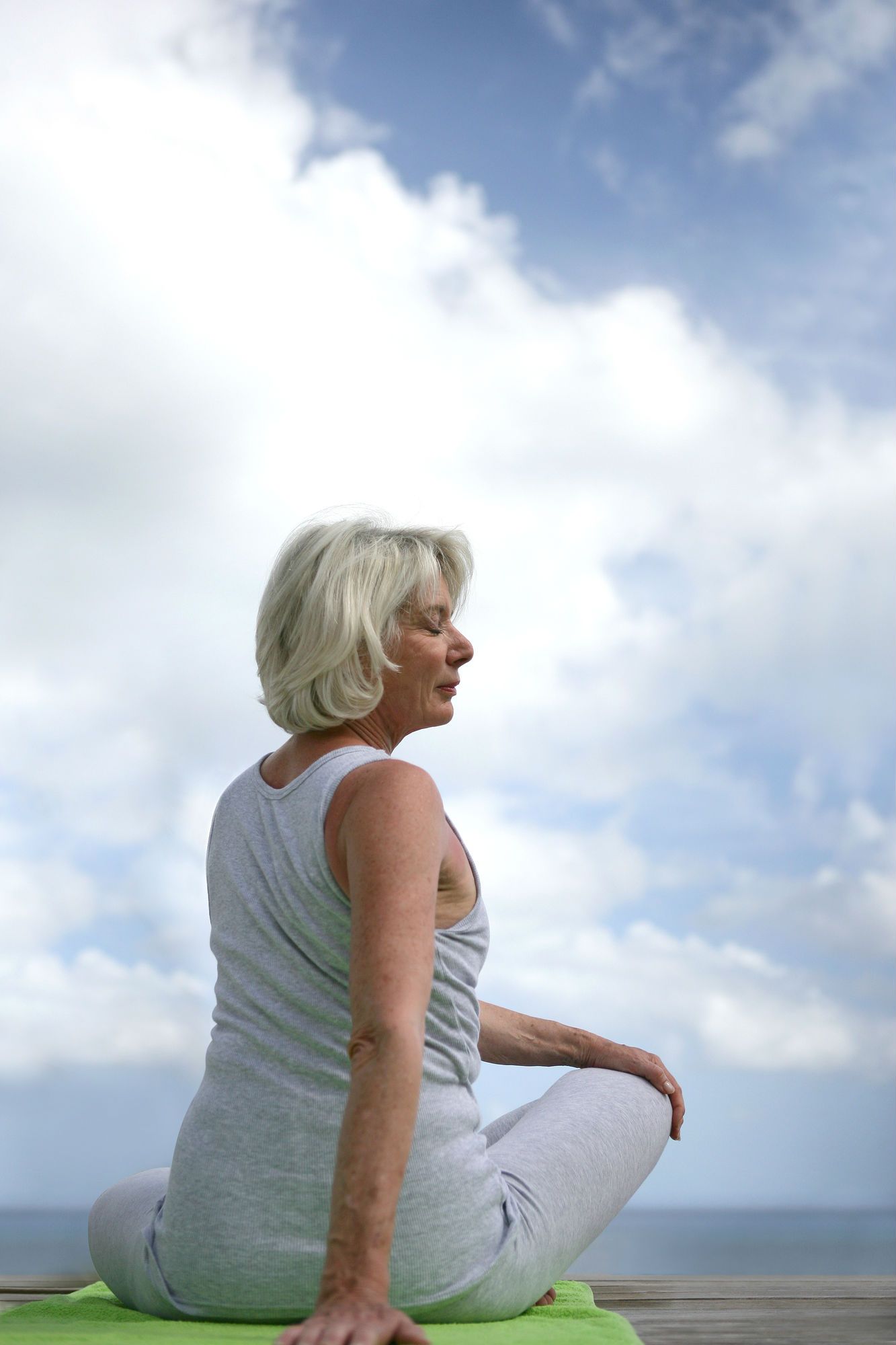 Woman Blames Injuries on Zimmer Durom Hip Implant - Top Class Actions