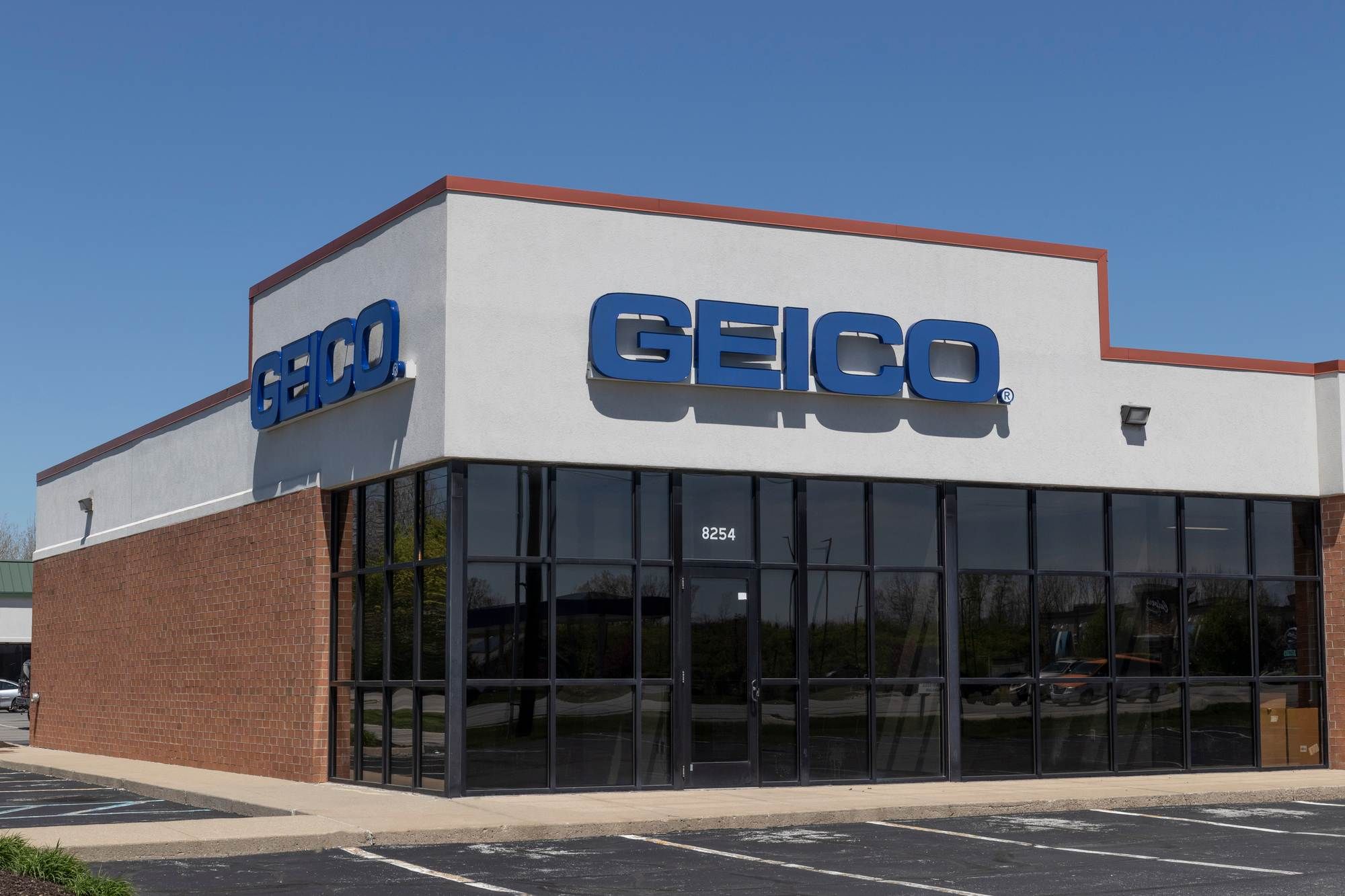 GEICO Pressures Employees to Enter Less Hours Than They Work, Class ...