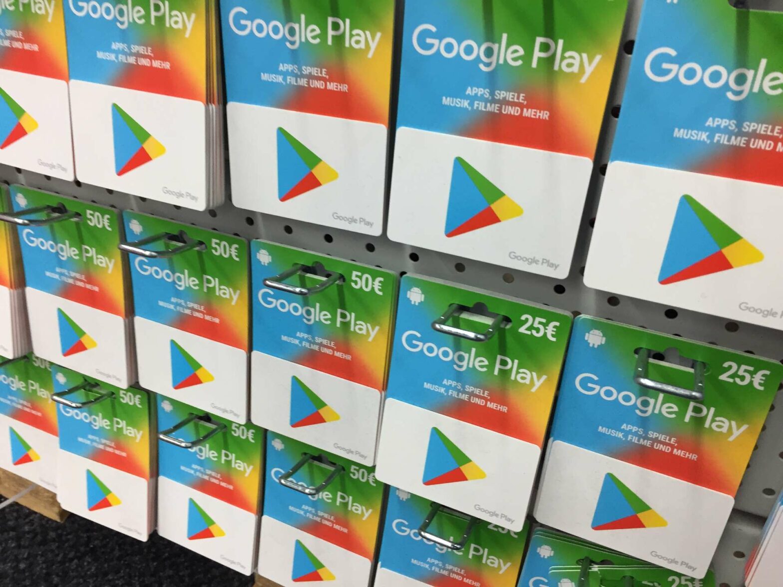 Google Says That Lawsuit Claiming Gift Cards Are Too Hard to Redeem ...