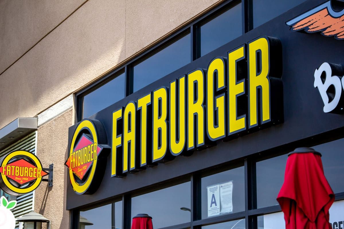 Fatburger, Johnny Rockets owner settles investor fraud claims for $3M